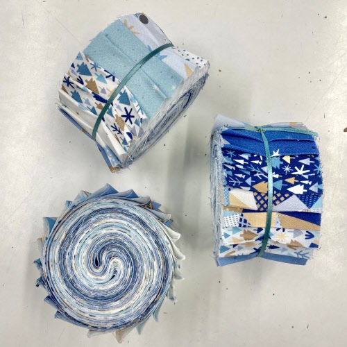 Polar Pals Precut - 2.5" Strip Roll