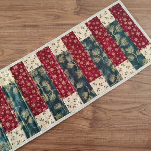 Christmas Red & Green Table Runner